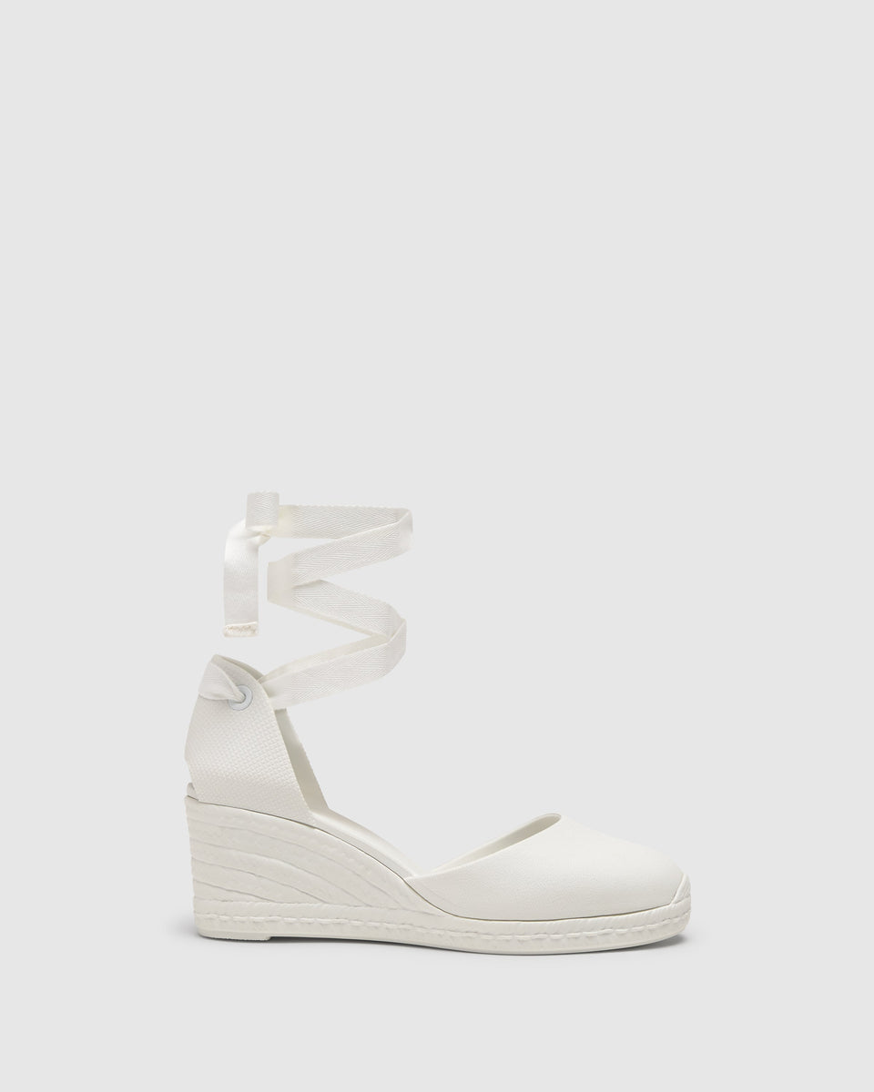 Pala Talon style Women's Footwear with 7cm high Block | Castañer ...